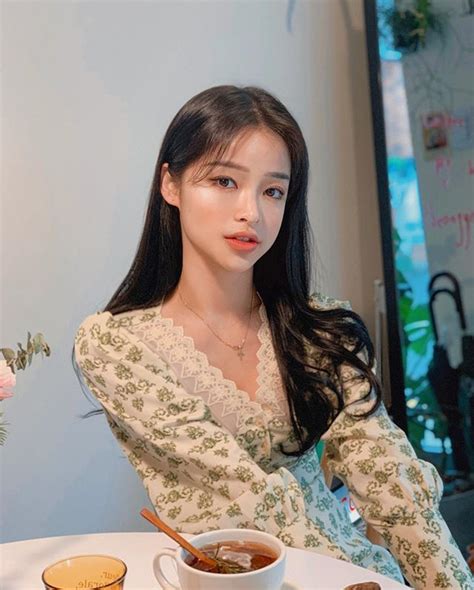 강경민 Kkmmmkk • Instagram Photos And Videos Girl Korea Instagram Instagram Photo