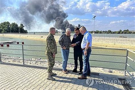 나토 루마니아 러 드론 파편에 신중고의공격 정황없어 나무뉴스