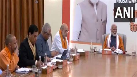 Pm Modi Chairs Late Night Cec Meeting To Finalise First List Of