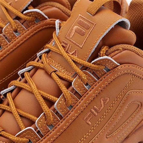 Fila（フィラ） レディース スニーカー ディスラプター2 プレミアム 5xm01807 200 Fw22 Disruptor Ii
