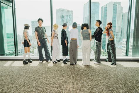 Lyrical School｜男女混合8人組、バラバラだからこそ表現できる“青春”群像 33 音楽ナタリー 特集・インタビュー