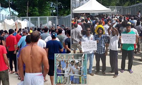 Death Of Refugee On Manus Island Sparks Protest