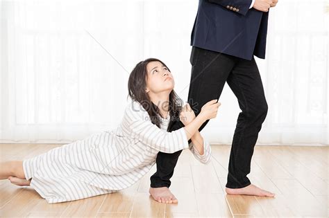 Cute Wife Holding Her Husband Picture And Hd Photos Free Download On Lovepik