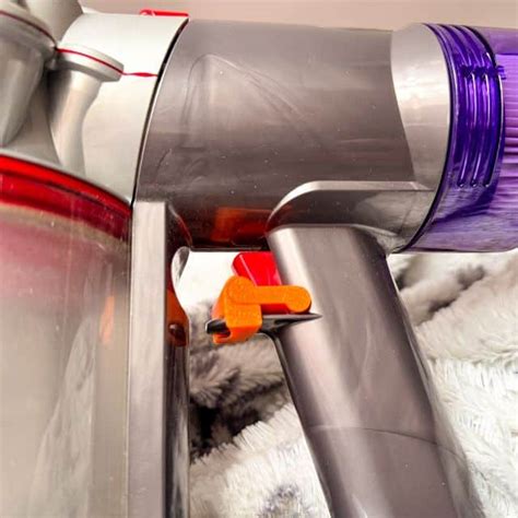 Trigger Lock Pentru Aspirator Vertical Dyson