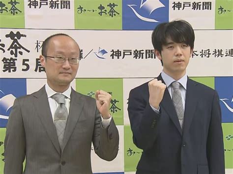藤井七冠が勝てば“永世王位”に27日からの王位戦第五局を前に検分 挑戦者の渡辺九段を相手にここまで3勝1敗 東海テレビnews