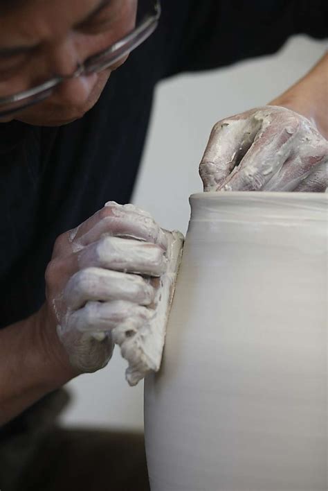 Hsin Chuen Lins Online Ceramics Lessons