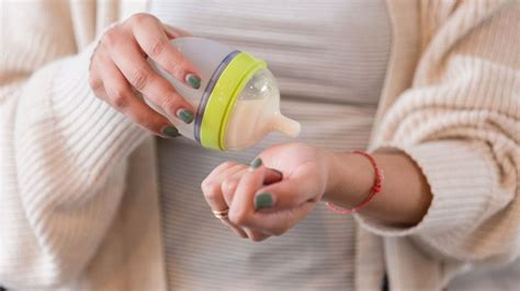 Leche Materna Se Puede Calentar En El Microondas