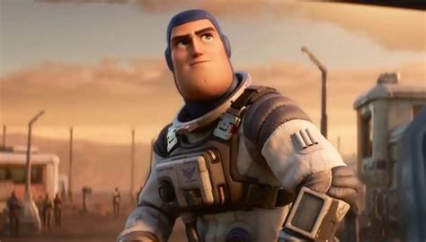 Disney estrenó Más allá del infinito Buzz y el viaje hacia Lightyear