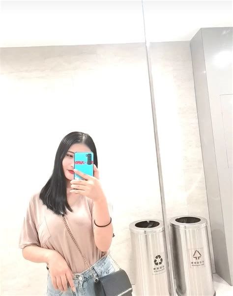 亚雯shiz On Twitter 媚黑 Bbc 鸡巴套子 反差婊 肉便器 吞精 羞辱 骚货 婊子 母猪 校妓 贱货 公交车 堕落 校鸡 性瘾 辱骂