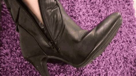 Worship Ggm Stop Pretending You Like Pussy You Only Want My Feet