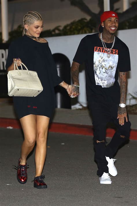 Photo Kylie Jenner et son petit ami Tyga à Los Angeles le er novembre Purepeople