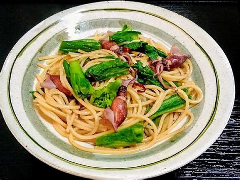 ホタルイカと菜の花のパスタ くいしんぼうず。