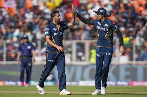 Ipl 2024 यंदाच्या आयपीएलमध्ये कोण पटकावणार ऑरेंज आणि परपल कॅप कोण