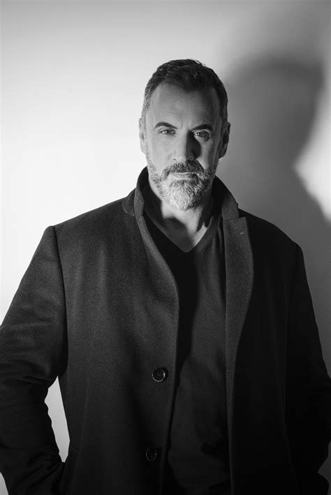 Regardez Christian Van Horn Sur Paris Opera Play