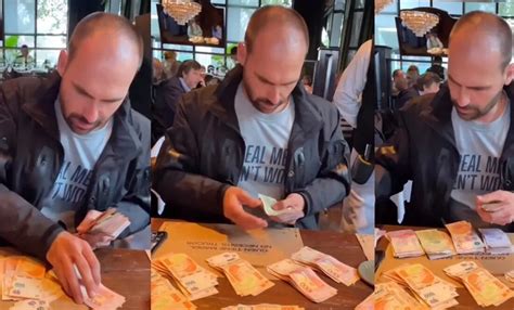 Hijo De Bolsonaro Es Captado Pagando Una Cuenta Con Un Fajo De Billetes