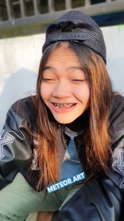 Candya Ibot Pamer Behel Guys Ladiesflay Laguviral Cewekcantik Youtube