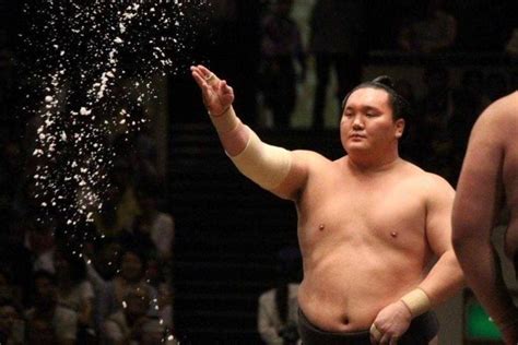 М Даваажаргал Японы иргэн боллоо