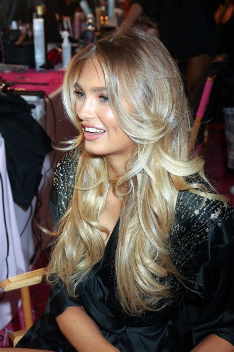 Romee Strijd Bombshell Hair Hair Styles Long Hair Styles
