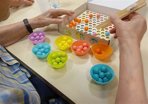 Fichas Con Ejercicios De Estimulación Cognitiva Sobre Gnosias Y Praxias