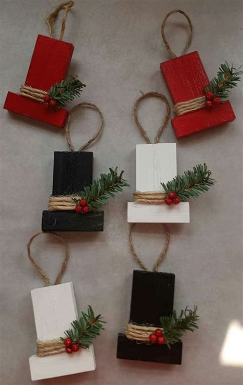 100 Easy DIY Dollar Store Christmas Decorations To Put You In The