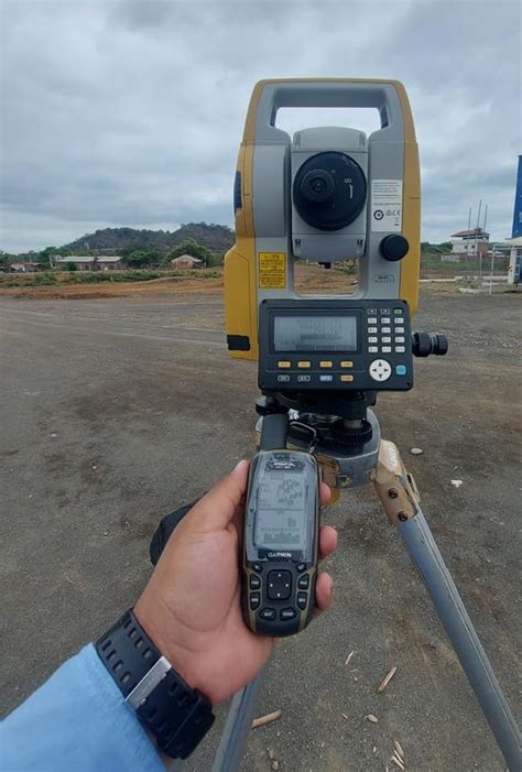 11 Mo Finance Garmin Gpsmap 65s Button Operated Handheld With Altimeter And Compass