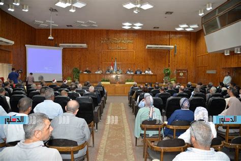 محافظ أسيوط تنفيذ خطة ترشيد الكهرباء بتخفيض إنارة الشوارع ولوحات الإعلانات