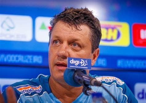 Coletiva Do Técnico Adilson Batista Após A Vitória Do Cruzeiro Contra O