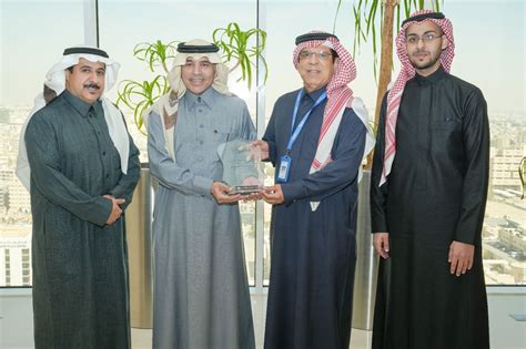 جريدة الرياض البنك العربي الوطني يجدد شراكته الإستراتيجية لمشروع