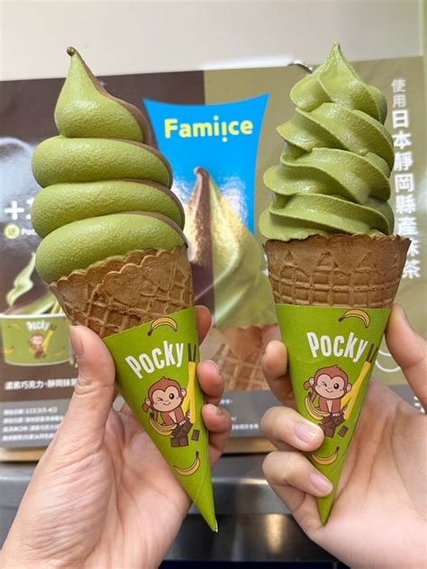 抹茶控開吃！全家「靜岡抹茶霜淇淋」濃郁抹茶加濃黑巧克力太讚，搭pocky香蕉棒變聖代