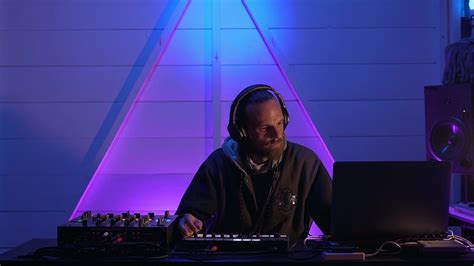 Checked Label Services Official Site