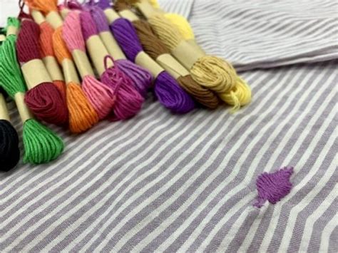 シミ・穴あきの服まだあきらめないで！刺繍で可愛く手直し