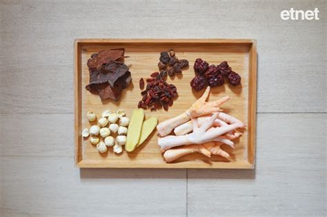 廿四節氣立春來了補肝腎護陽氣是養生重點推介何首烏雞腳湯補益精血養心安神 食療新意思 中醫養生 健康好人生