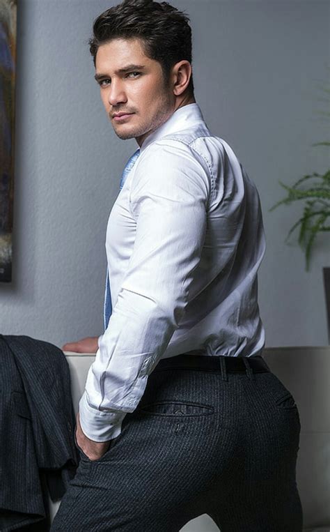 Dato Foland