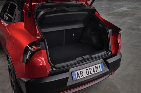 Alfa Romeo Milano 2024 Le Constructeur Italien Dévoile Un Nouveau