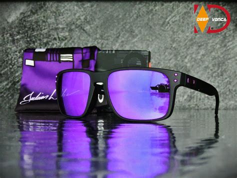 Oakley Holbrook Julian Wilson