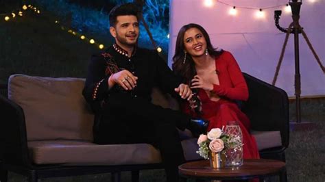 Karan Kundrra Captured Tejasswi Prakashs Travel Hiccup In Viral Video