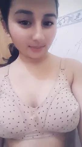 Cute Desi Pakistani Naked For Boyfriend Blowjob Porn Xhamster