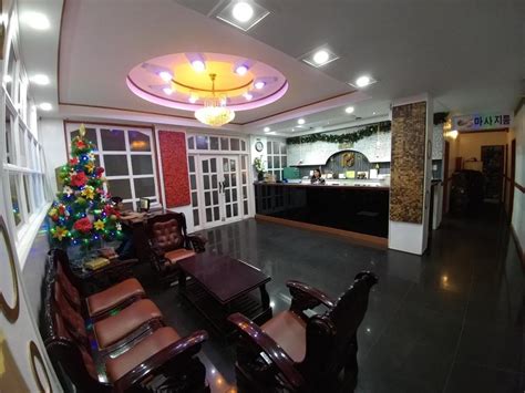 Oyo 700 Pj Inn Hotel In Angeles Clark Room Deals Photos And Reviews