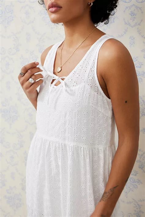 Daisy Street Tiered Broderie Maxi Dress Urban Outfitters Uk