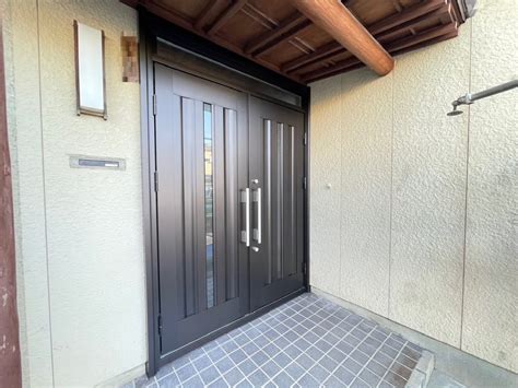 新潟市 玄関引戸から玄関ドアへの交換 新潟の窓・玄関ドアリフォーム専門店 窓屋窓助｜新潟県長岡市