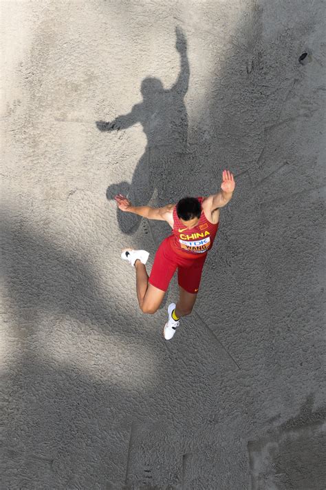 （田径世锦赛）男子跳远资格赛：中国选手王嘉男晋级决赛 腾讯新闻