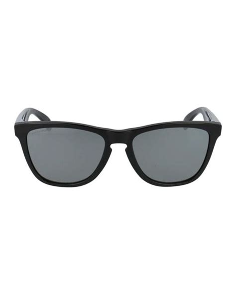 Oakley Sunglasses In Grey Lyst Uk