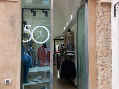 Locale Commerciale Corso Vittorio Emanuele 52 Caltanissetta Rif