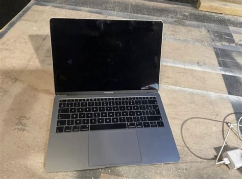 More Info On This Macbook Hello I Have Stumbled Upon This Macbook Air