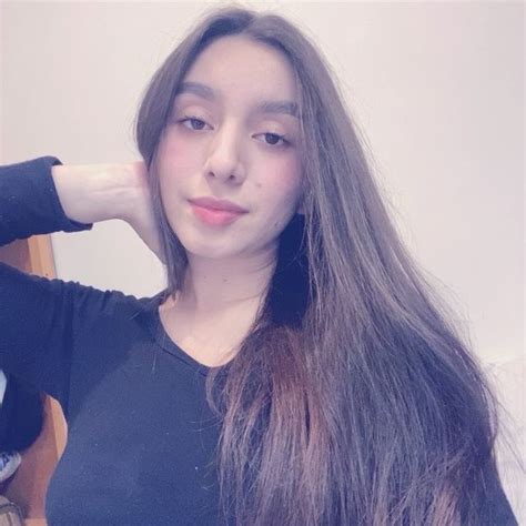 Mariam Monge Mdc • Threads Say More