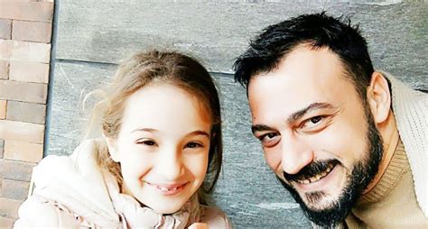 Vajza e aktorit shqiptar dëshiron mbiemrin e nënës ja si reagon ai Panorama Plus