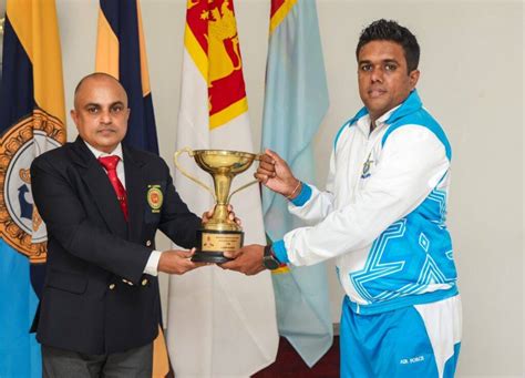 ආරක්ෂක සේවා කැරම් සූරතා ගුවනේ පතිත වෙයි Lnw Sinhala