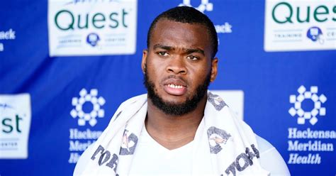 Giants Tackle Evan Neal Clears Concussion Protocol