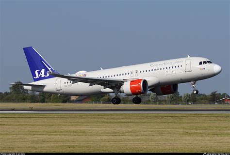 SE ROP SAS Scandinavian Airlines Airbus A320 251N Photo By Jan Seler