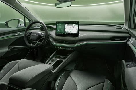 Vernieuwde Skoda Enyaq bekend nieuw gezicht én groter bereik
